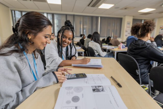 GCSE English (Adults) - BMet College