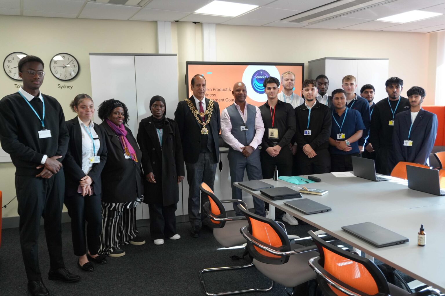 Lord Mayor inspires students on entrepreneurial project - BMet College